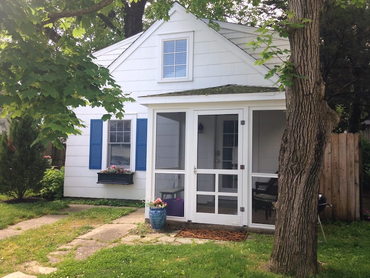 Spacious One Bedroom Carriage House At The Beach! - Rehoboth Beach, DE