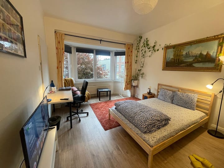 1-3 Chambre Individuel Check-in Autonome - Liège