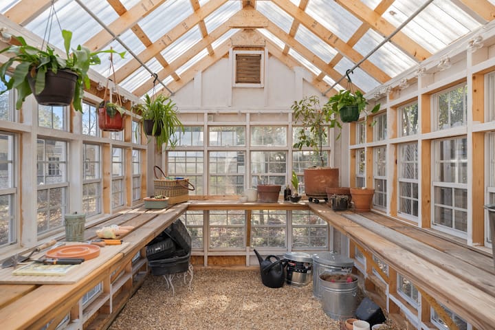 Modernized Charm With A Garden Vibe - Statesboro, GA