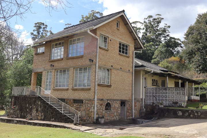 Sundowner Orchards - Holiday Home In Juliasdale - Zimbabwe