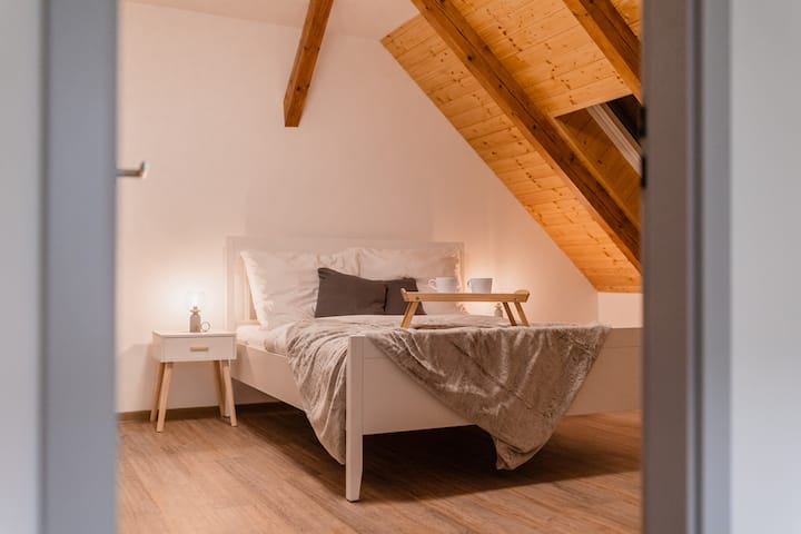 Romantic Loft / / Sampagne / / Railway Station - Olomouc