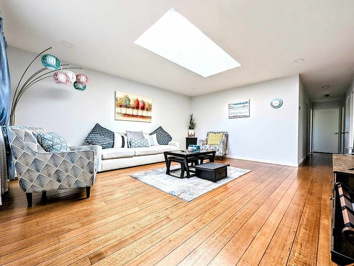 Luxury Waterfront House Near Sfo & Standford Uni - San Mateo, CA