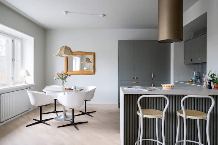 Unique 50s Style Suite Keskustassa, Autohalli - Kuopio