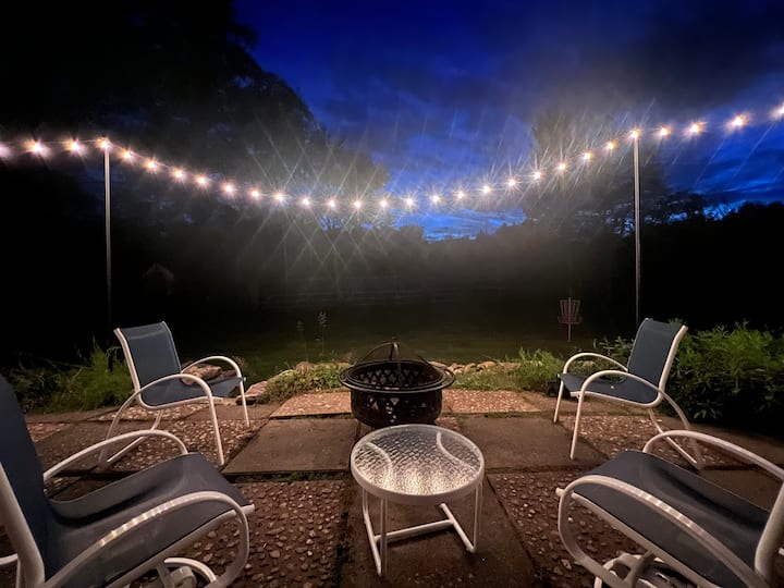 10 Min To Gunstock, 4br, 85" Tv - New Hampshire (State)