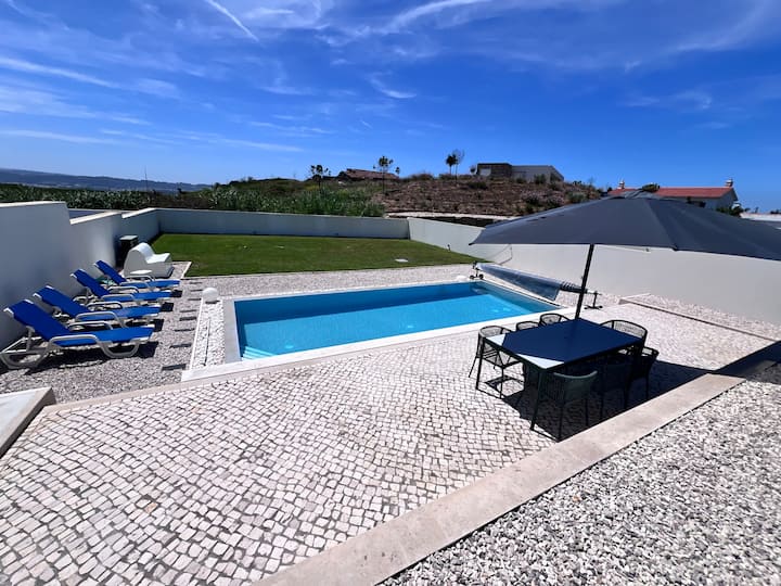 16p Luxe Villa,ocean View & Privé Verwarmd Zwembad - São Martinho do Porto