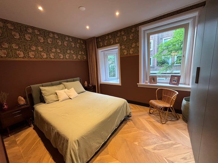 Renovated Apartment Rivierenbuurt, Near Pijp/ Rai - Amsterdam