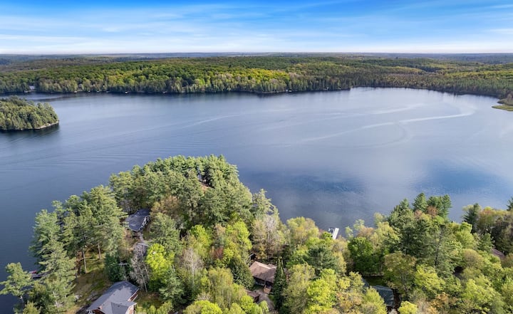 Spacious 4br Lake House •Sauna•beach - Huntsville