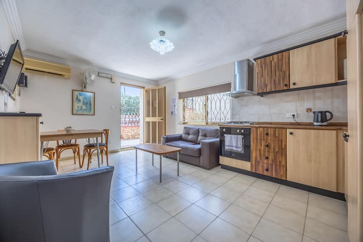 Santa Maria Villa Apartment (D) 1 B / Zimmer, Private Terrasse, Gemeinschaftspool, Wifi - Malta