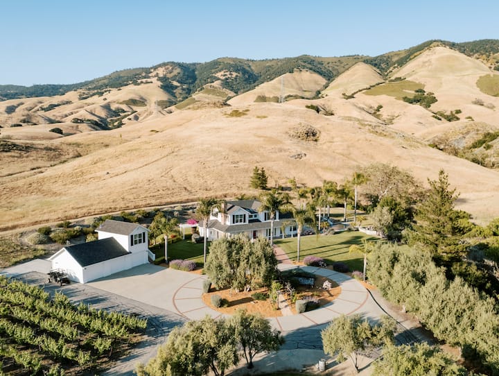 Luxury Ranch With Pool, Hot Tub And Waterslide - San Luis Obispo, CA