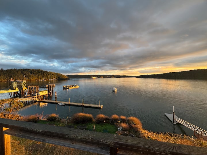 The Landing At Orcas Villas With Sauna - Friday Harbor, WA