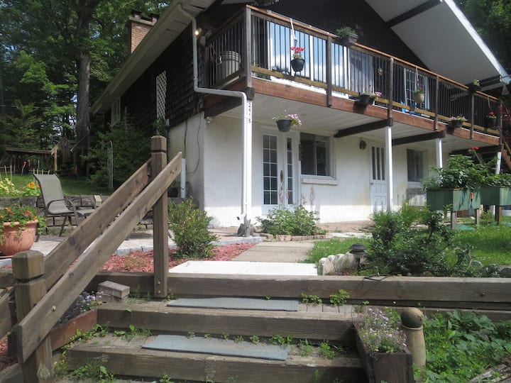 Gite Ensoleillé 31 Jours+ - Sainte-Agathe-des-Monts