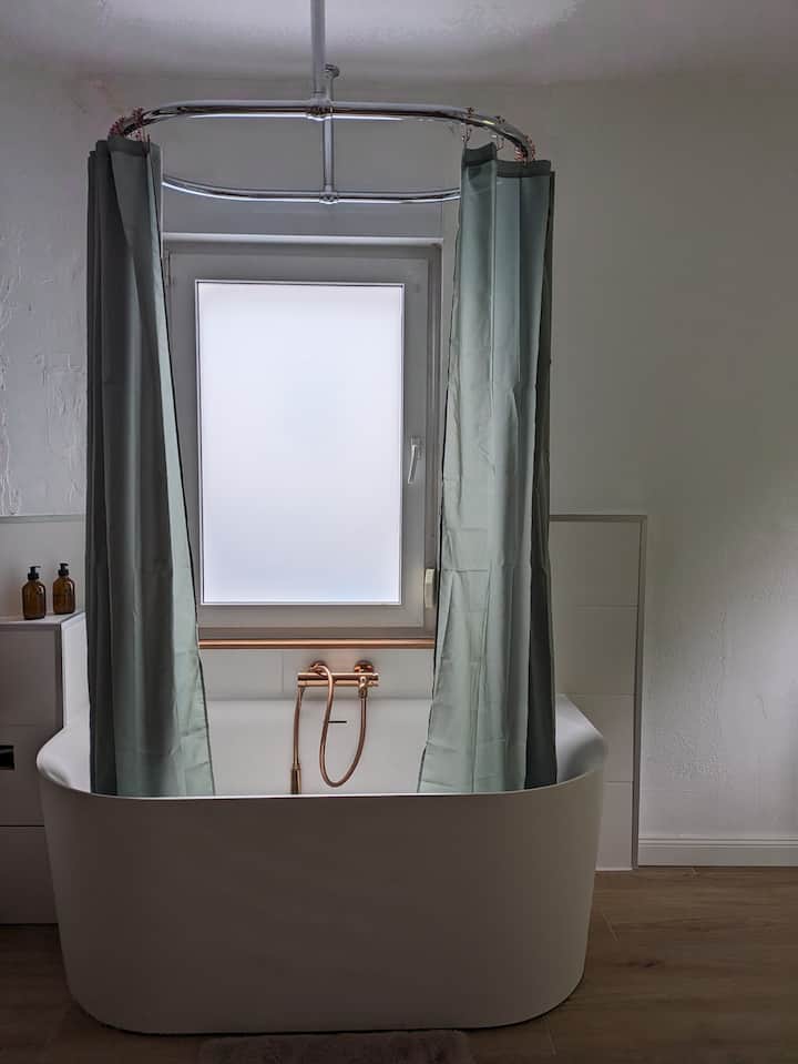 Gemütliche 1-zimmer-wohnung In Esslingen - Esslingen