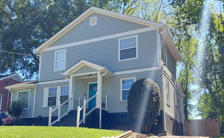 Beecher House | 4br Rental Home In Westend Atlanta - Atlanta, GA