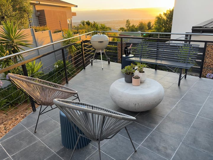 Home With A View - Somerset West - Somerset West