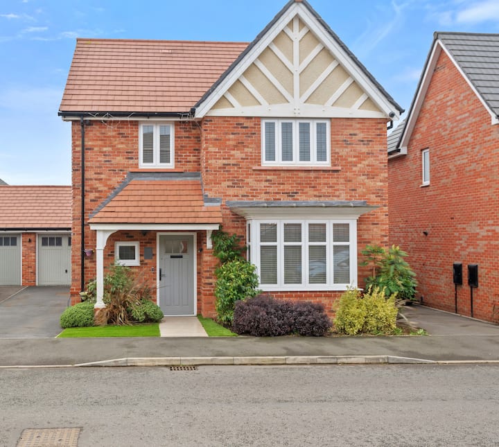 3 Bedroom Detached House With Office - Warrington