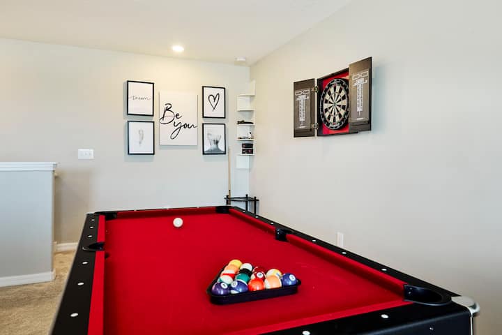 Goldstar Luxury Home - Tampa Bay, FL