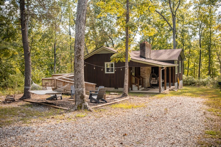 Near Lake | State Park | Hot Tub | Cozy Cabin - Holliday Lake State Park, Appomattox