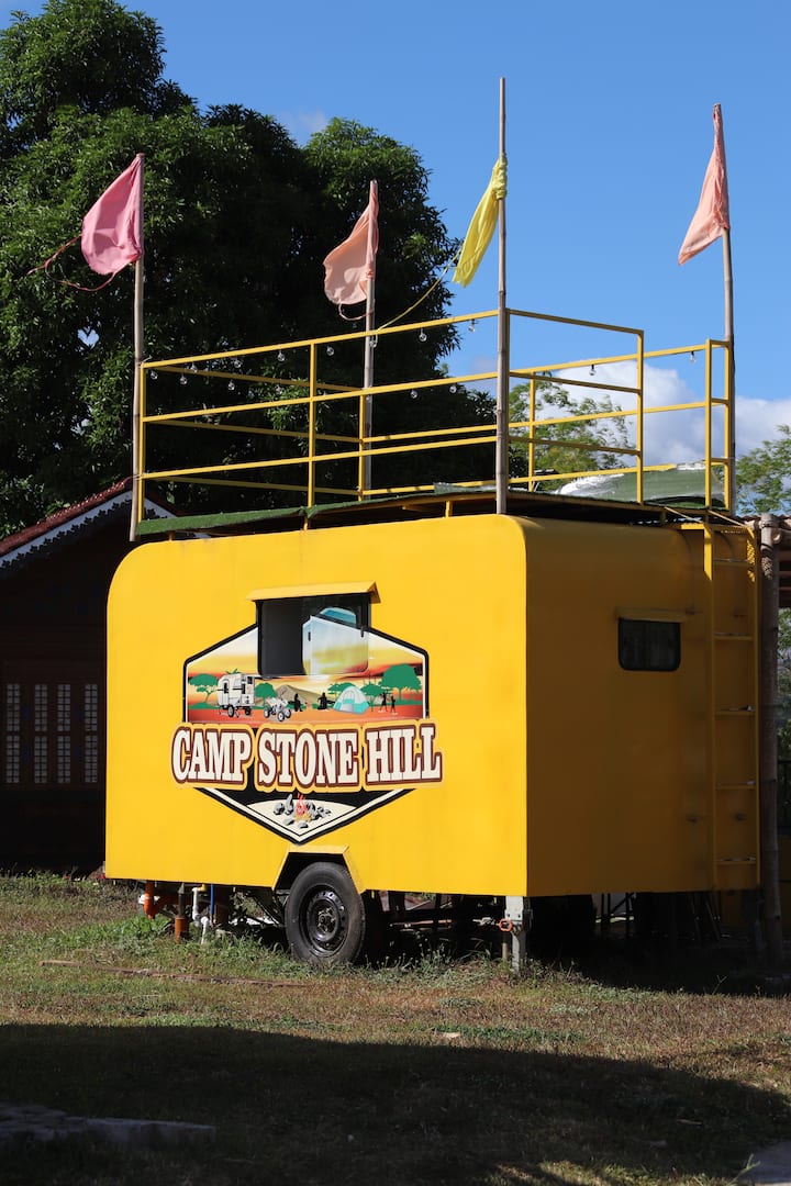 T-camper Yellow With Tub And Roof Deck - Tanay