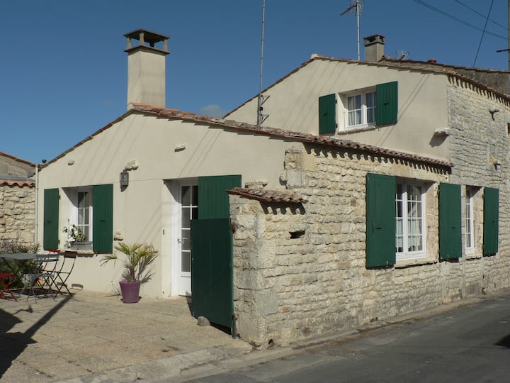Maison Typique Au Calme, 300 M De La Mer - La Cotinière