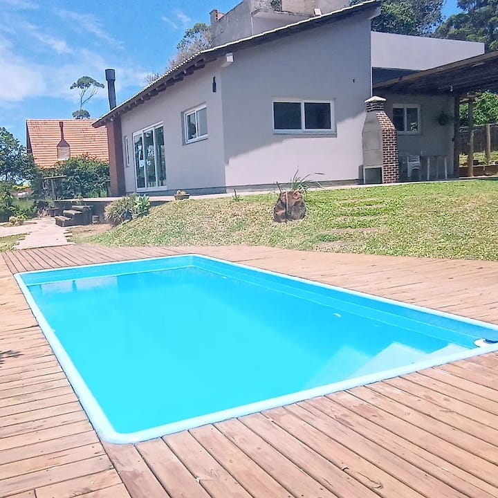 Casa Com Piscina E Vista Pro Mar 
Chalé Bela Vista - Torres