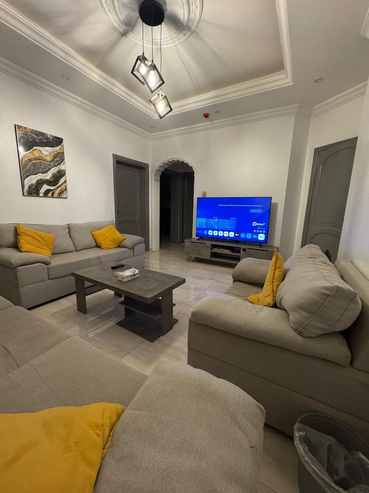 New Furnished 2-bed In A Prime Area - Jeddah