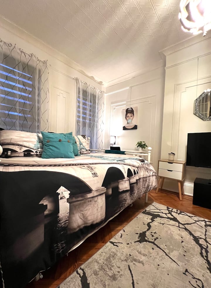 Private Guest Suite In A Historic Brownstone - New York