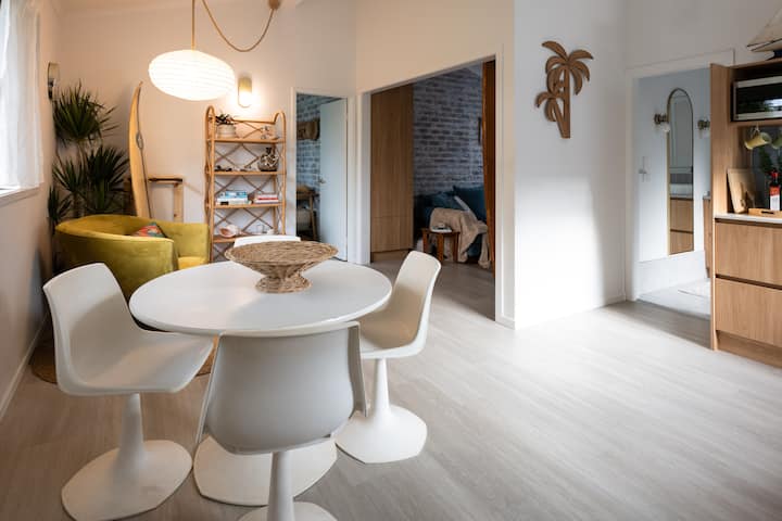 Stylish Beachside Apartment, Walk To Town & Surf - Scotts Head