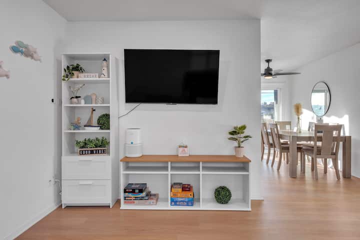Remodeled Hilltop Home Hottub/bbq/game Rm/s-check - Poway, CA