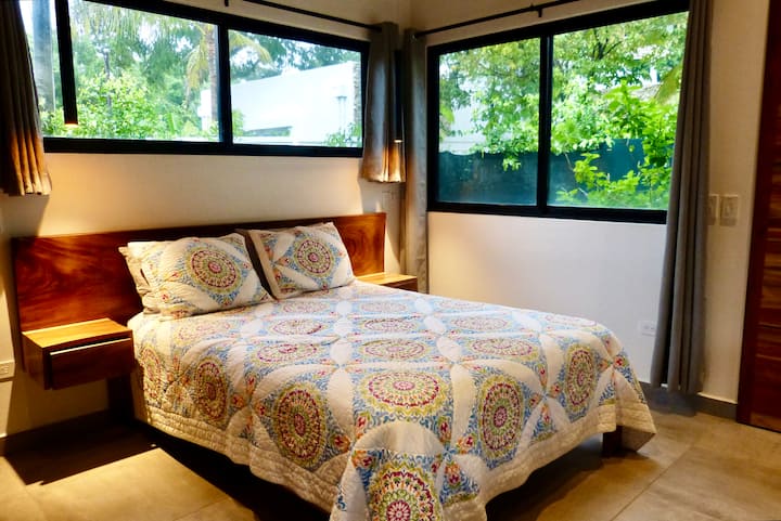 La Joya Cuarzo Rosa - Walk To Beach - Nosara