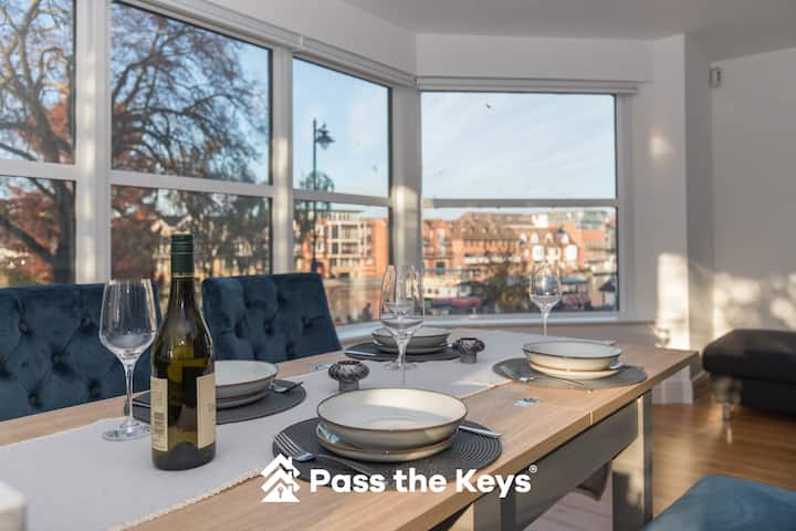 Bright Apartment W/ River View In Central Windsor - Maidenhead