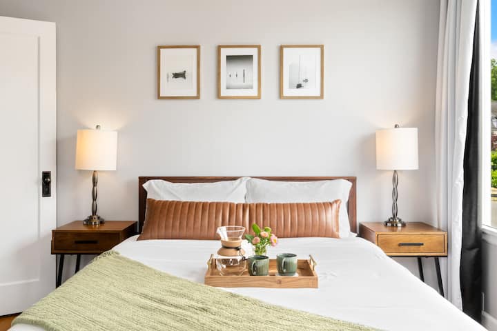 Stay Cool-central Ac! Great Location. Pet Friendly - Tacoma, WA