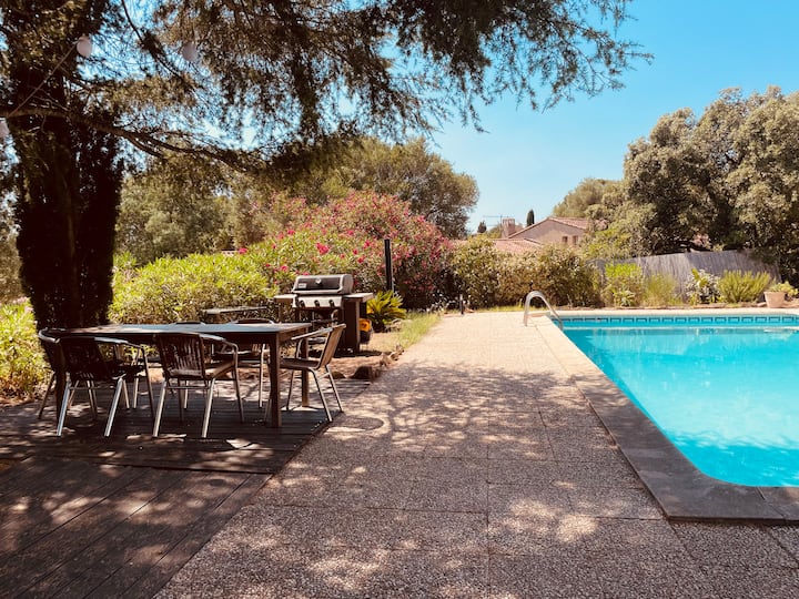 Villa Familiale - 10 Pers - Jardin Piscine - Clim - Hyères