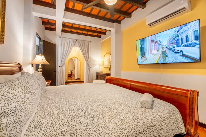 Lux Penthouse~king Beds, Prime Location, Balconies - San Juan, Puerto Rico