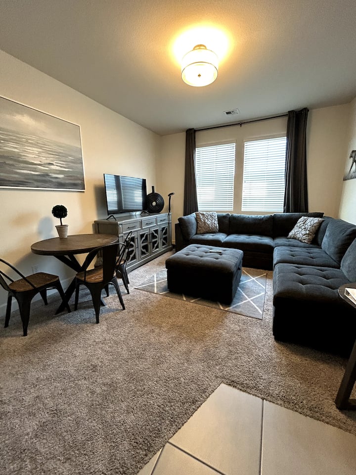 New Guesthouse In Reno - Reno, NV