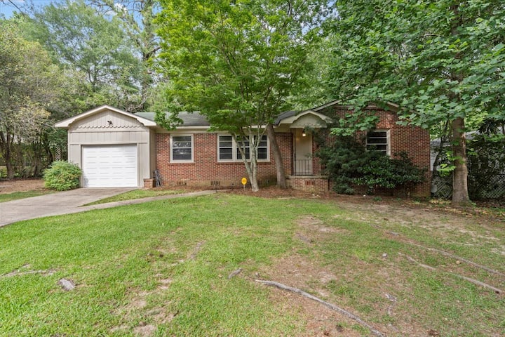 The Dothan Bungalow - Dothan, AL