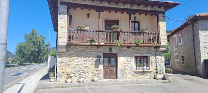 La Casa Del Cura Unquera - Cantabria
