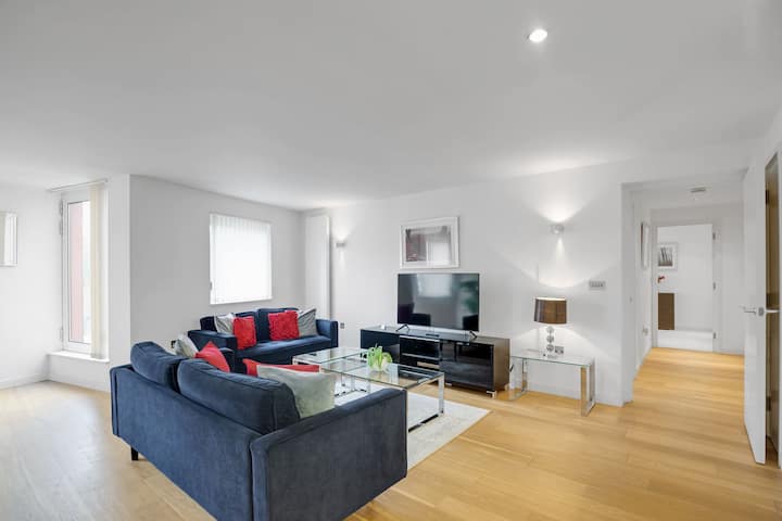 Delux 2 Bed Apartment In Farringdon - London