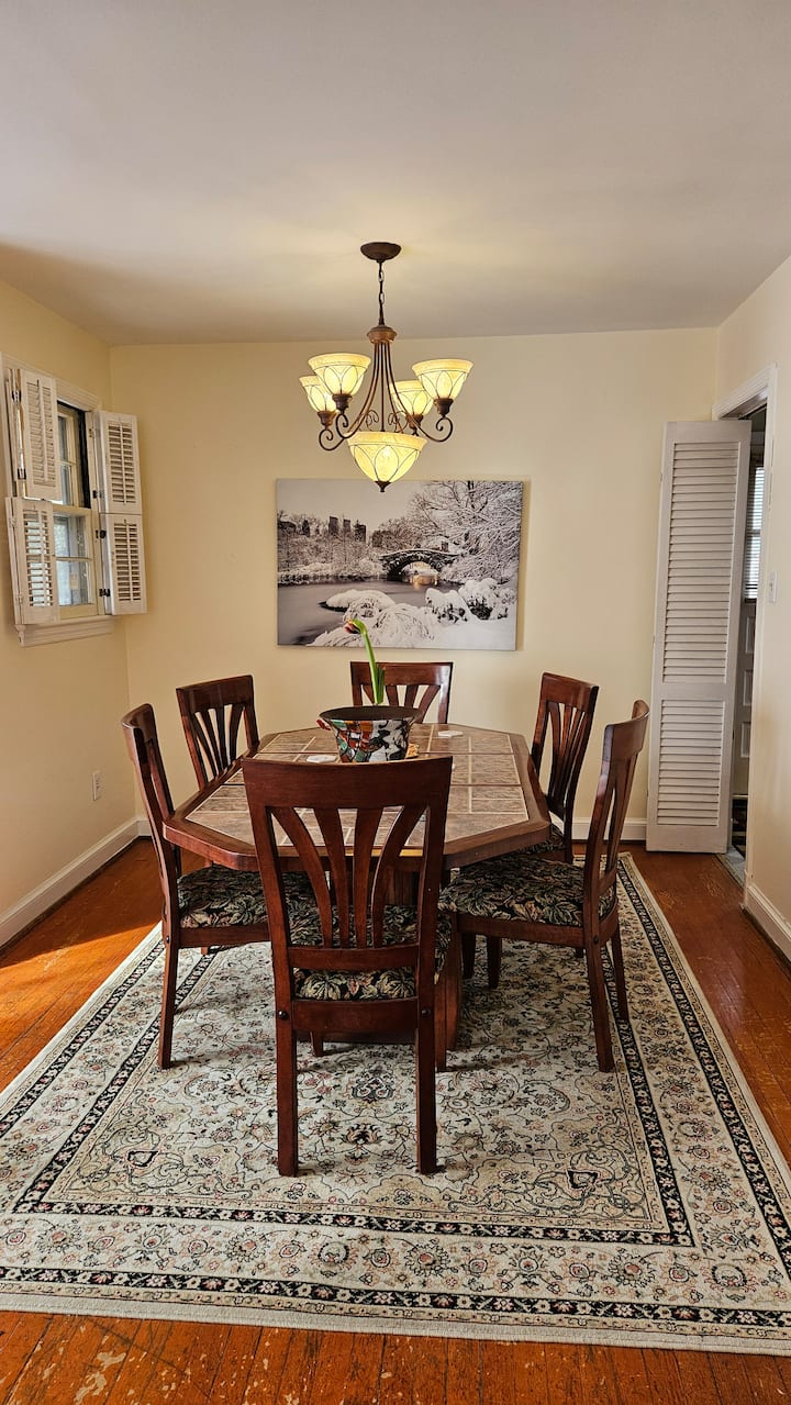 Wonderful-dc 2 Miles Away-parking-super Convenient - Falls Church, VA