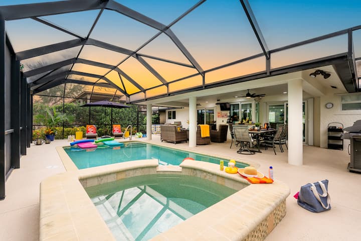Beachside Retreat—pool, Hot Tub & Fire Pit - Marco Island, FL