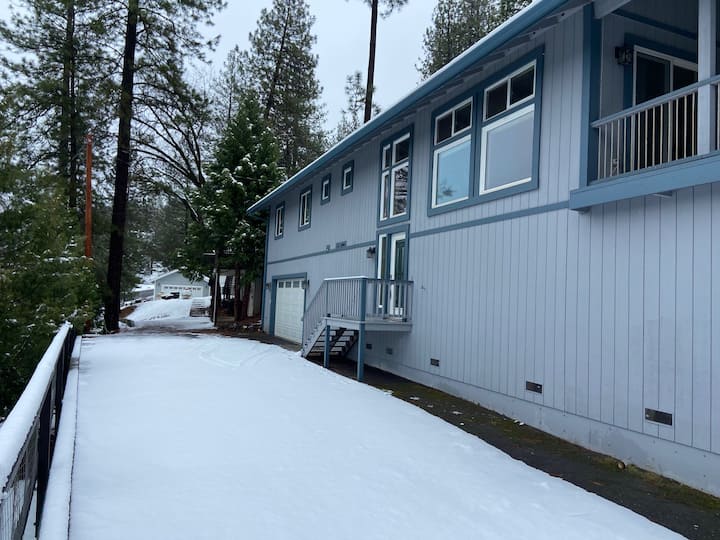 Excellent Cabin With Great Views - Groveland, CA