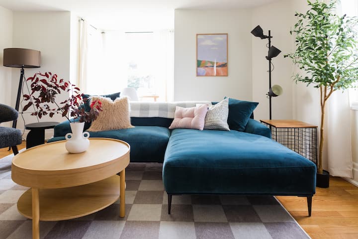 5 Bed Home In Wellington, 5 Min Walk To Downtown - Sand Banks