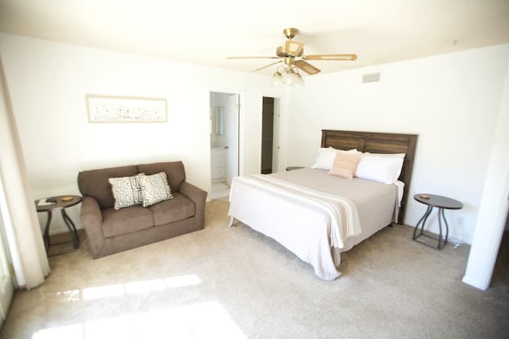 2 Private Rooms With Private Baths - San Dimas, CA