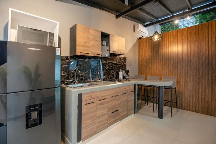 Modern 3br Retreat | 5 Min Provenza | A/c-comfort - Medellín