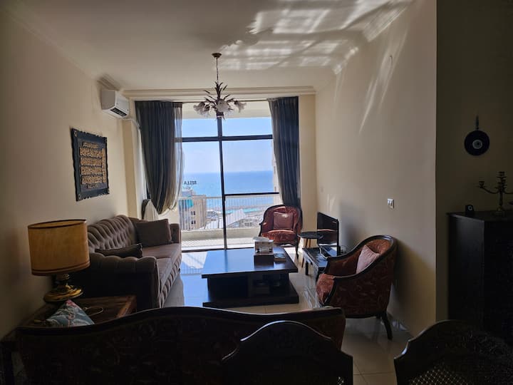 Sea View, Moderne & Well Located - Beirut