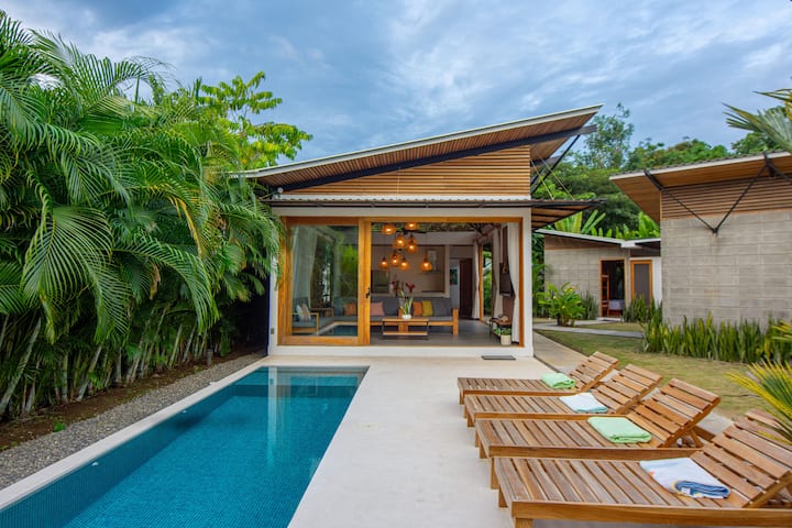Lovely Villa 400m From The Beach, 3 Hab, Pool, A/c - Costa Rica