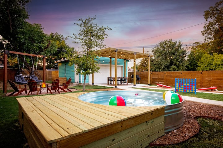 Fireplace- Theater King Bed 7 Minutes To Riverwalk - San Antonio, TX