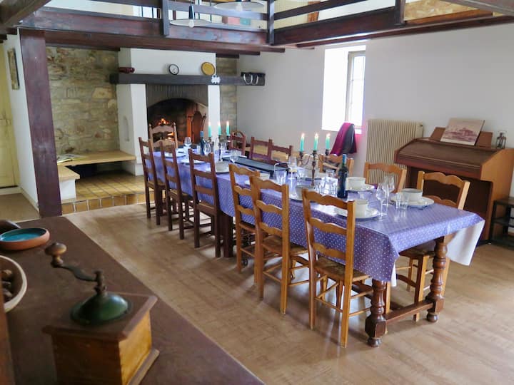 Maison De Groupe + Dojo 80m2 – Jura Nature - Jura