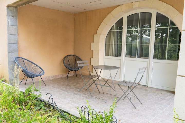 Studio En Bord De Golf – Bellême Terrasse Privée - La Perrière