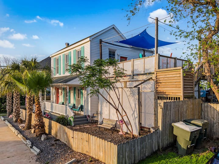 Walktobeach-great Sun&shade Furn. Outdoor Space - Galveston, TX