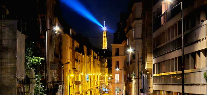 Terrasse & Vue Tour Eiffel - La Rose Et Le Réséda - Clichy